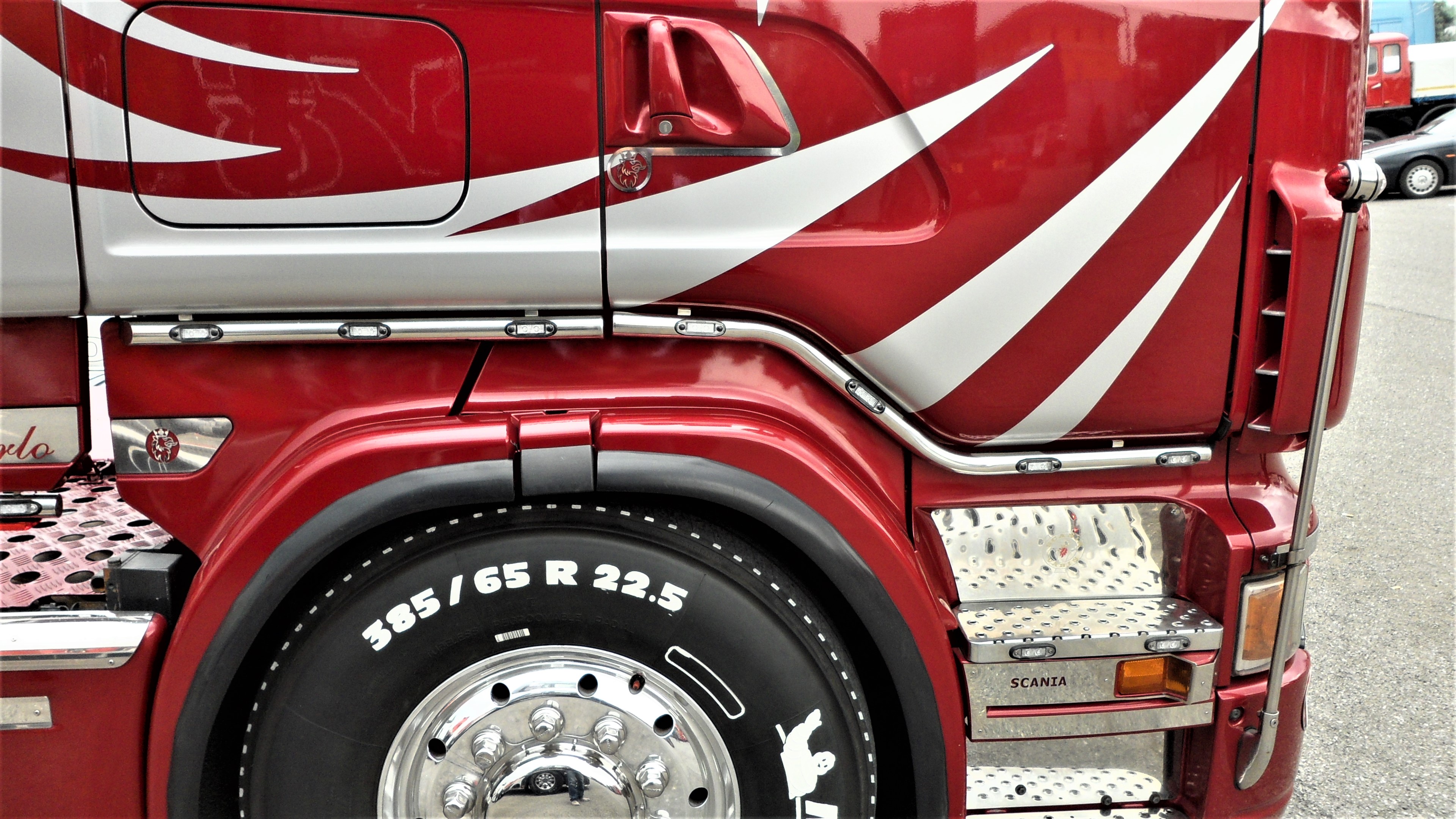 Tubi laterali cabina inox Scania R e streamline